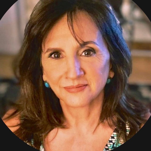 Anna Rezende Galeotti - VFX Artist, Art Director & Creative Director