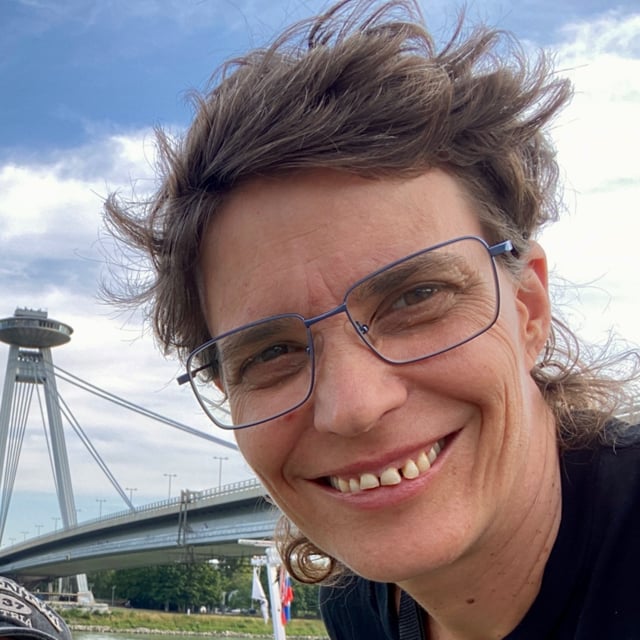 Daniela Vavrova - Cameraperson, Video Editor & Documentary Filmmaker