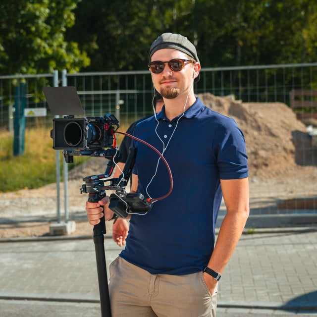 Nik Viatkin - Director, Cameraman & Videographer