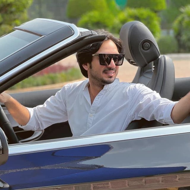 Mohsin Kamal - Film Director