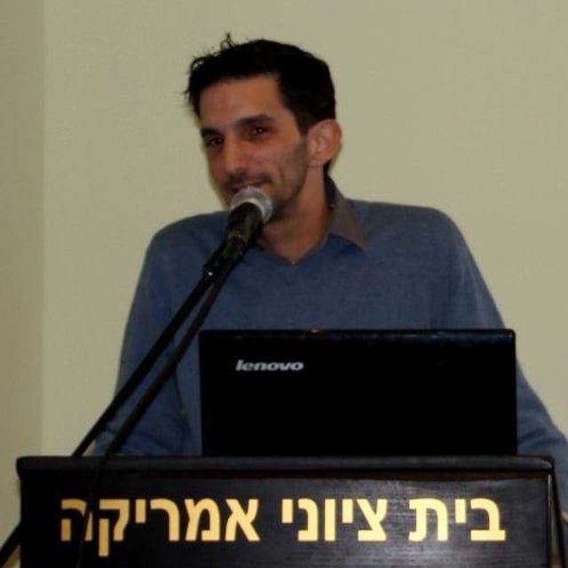 ofir yariv