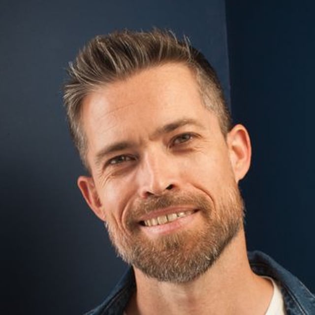 Mikael Buxton - Actor