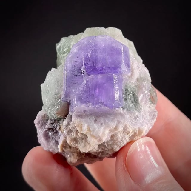 Carbonate-Fluorapatite on Feldspar - APA6 - Sapo Mine - Brazil Mineral ...