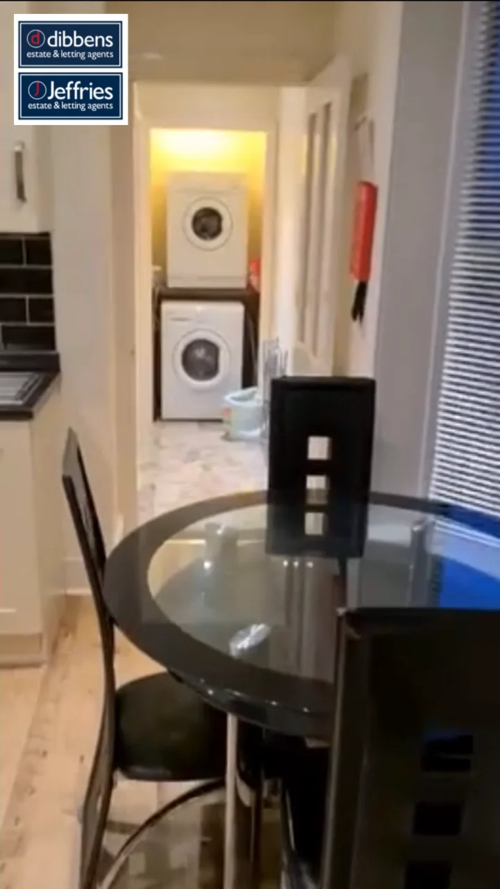 Clive Road, Fratton on Vimeo