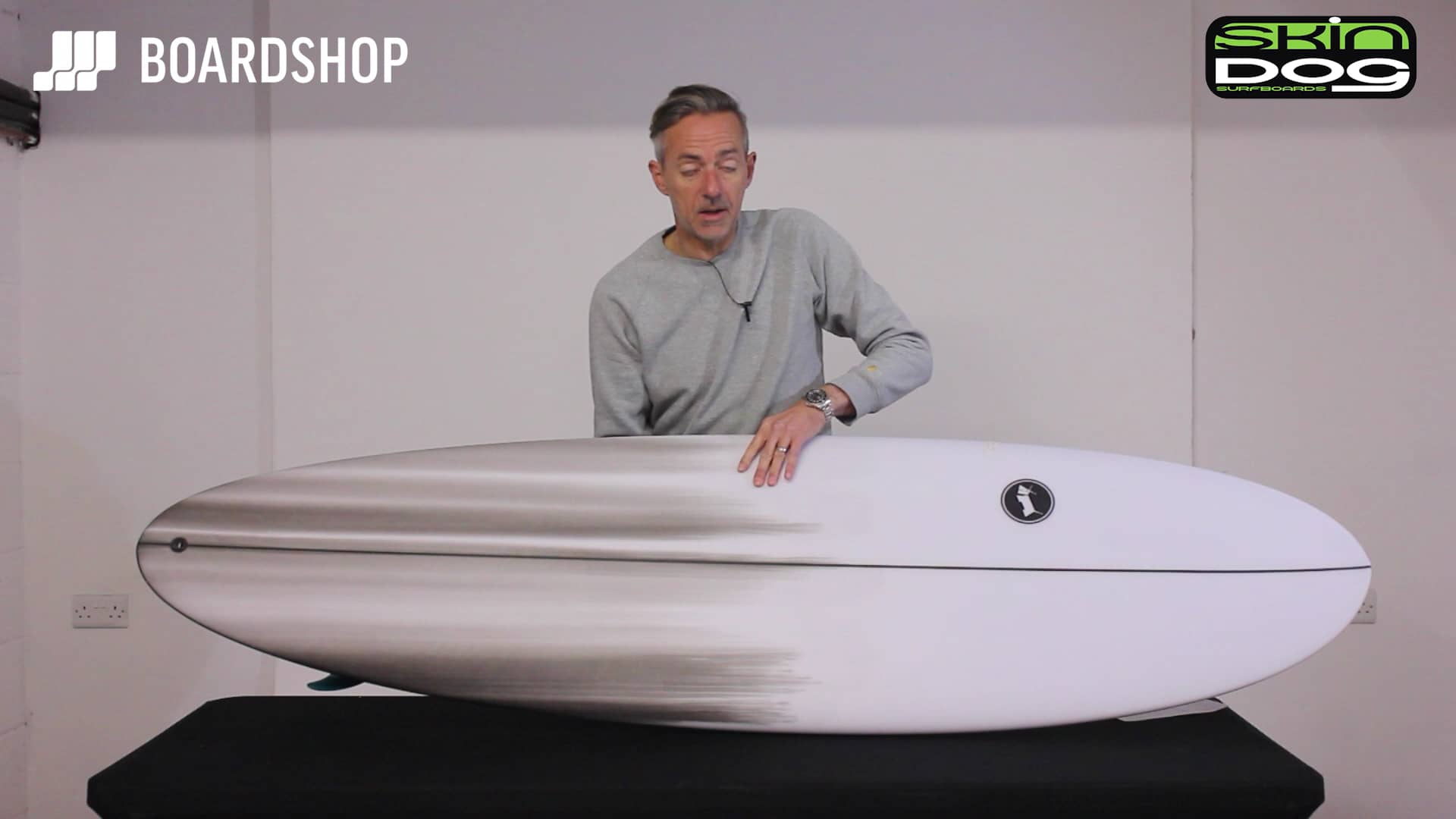 Skindog Ova Surfboard Review on Vimeo