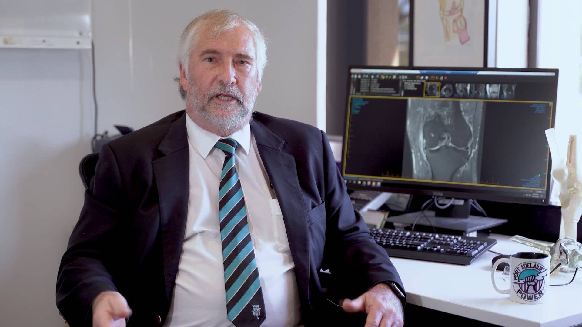 Dr Darren Waters - Orthopaedic Surgeon on Vimeo
