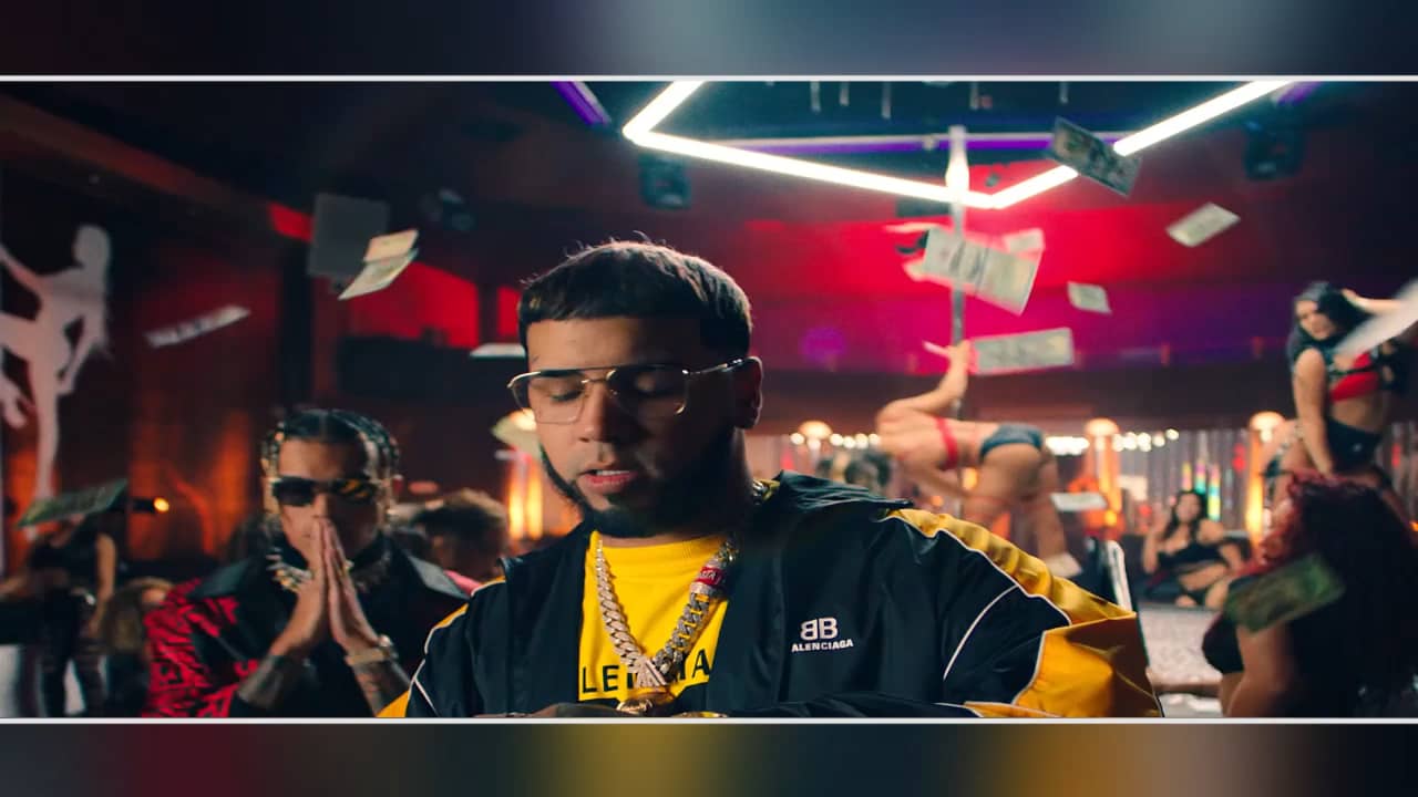088 - Rauw Alejandro x Anuel AA - Reloj on Vimeo