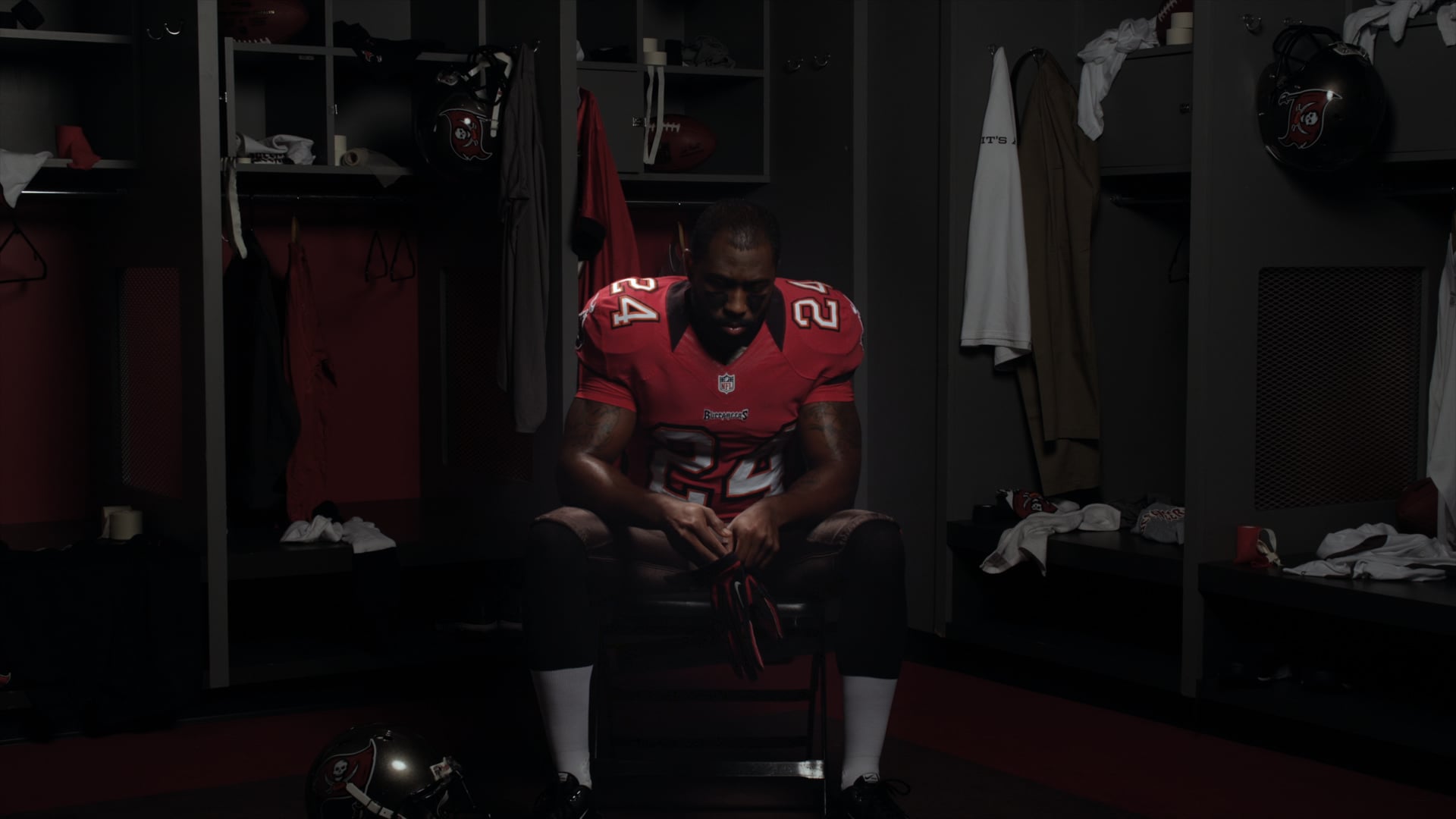 Tampa Bay Bucs Locker Room Battles on Vimeo