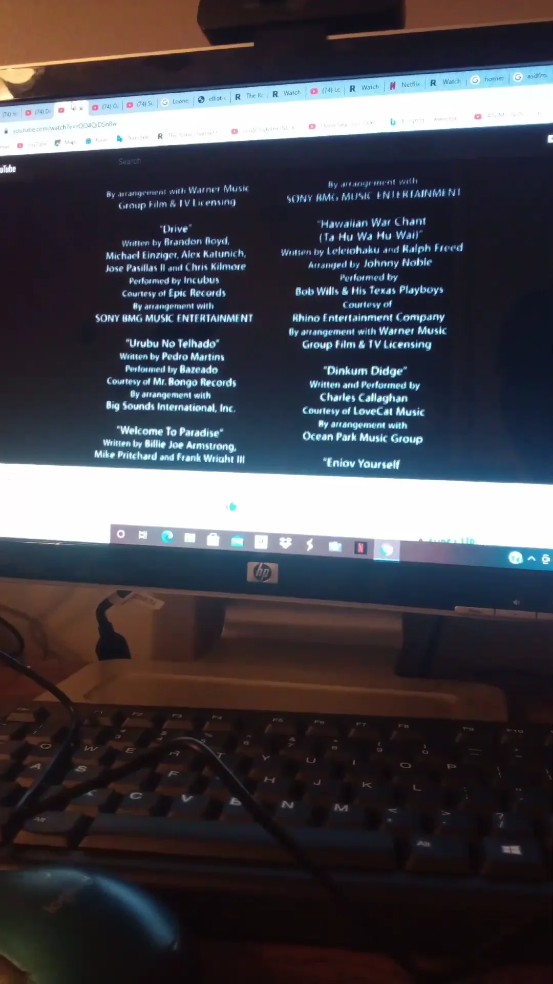 Surf's Up 2007 End Credits