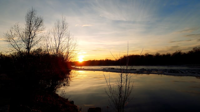Lake River Sunset - Free video on Pixabay
