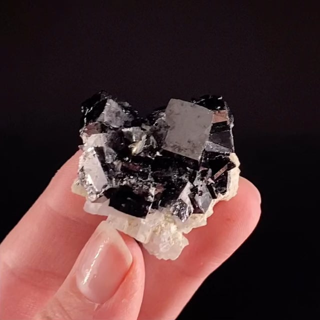 Magnetite (rare cubic habit) | 2500' Level, #4 Mine, Balmat, Balmat ...