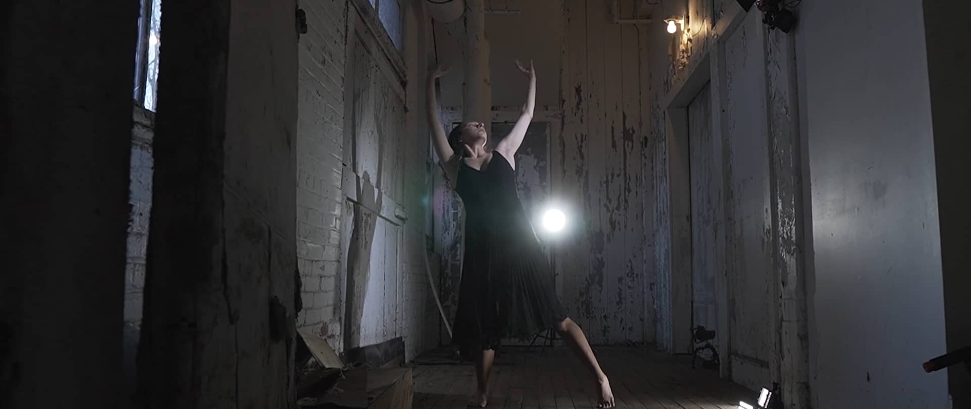 DANCE IN DECAY- Naomi Greenspan & Jeff Teitler on Vimeo