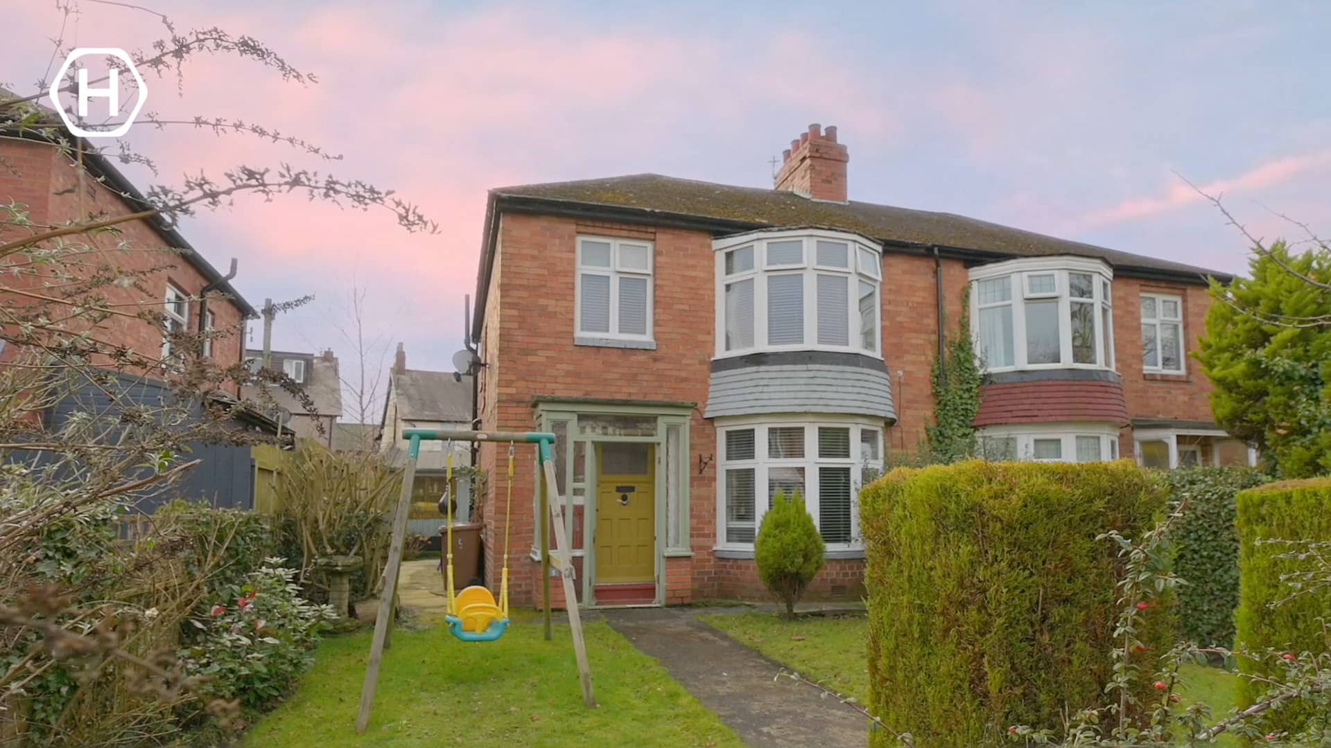 Albany Avenue, Forest Hall, Newcastle Upon Tyne on Vimeo