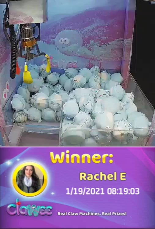 I played Clawee and won a real prize! Check it out! ---> on Vimeo