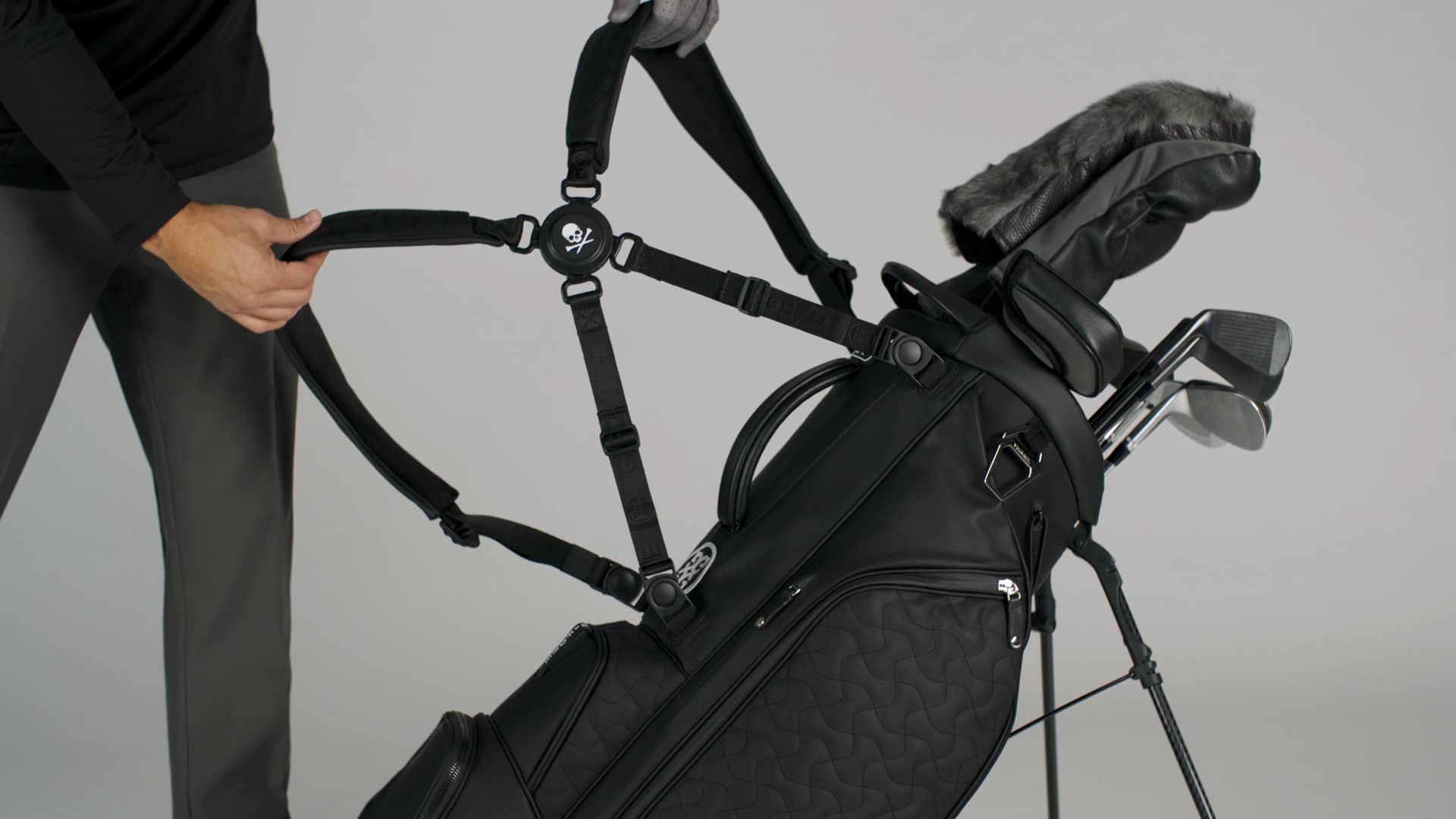 G Fore Bag 1 Strap V1 on Vimeo