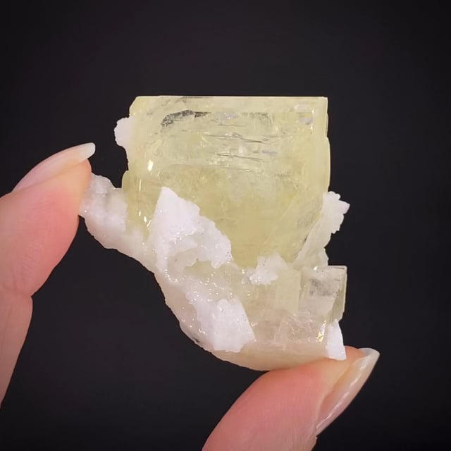 Pink Apatite With Albite - T07-104 - Itambacuri - Brazil Mineral Specimen