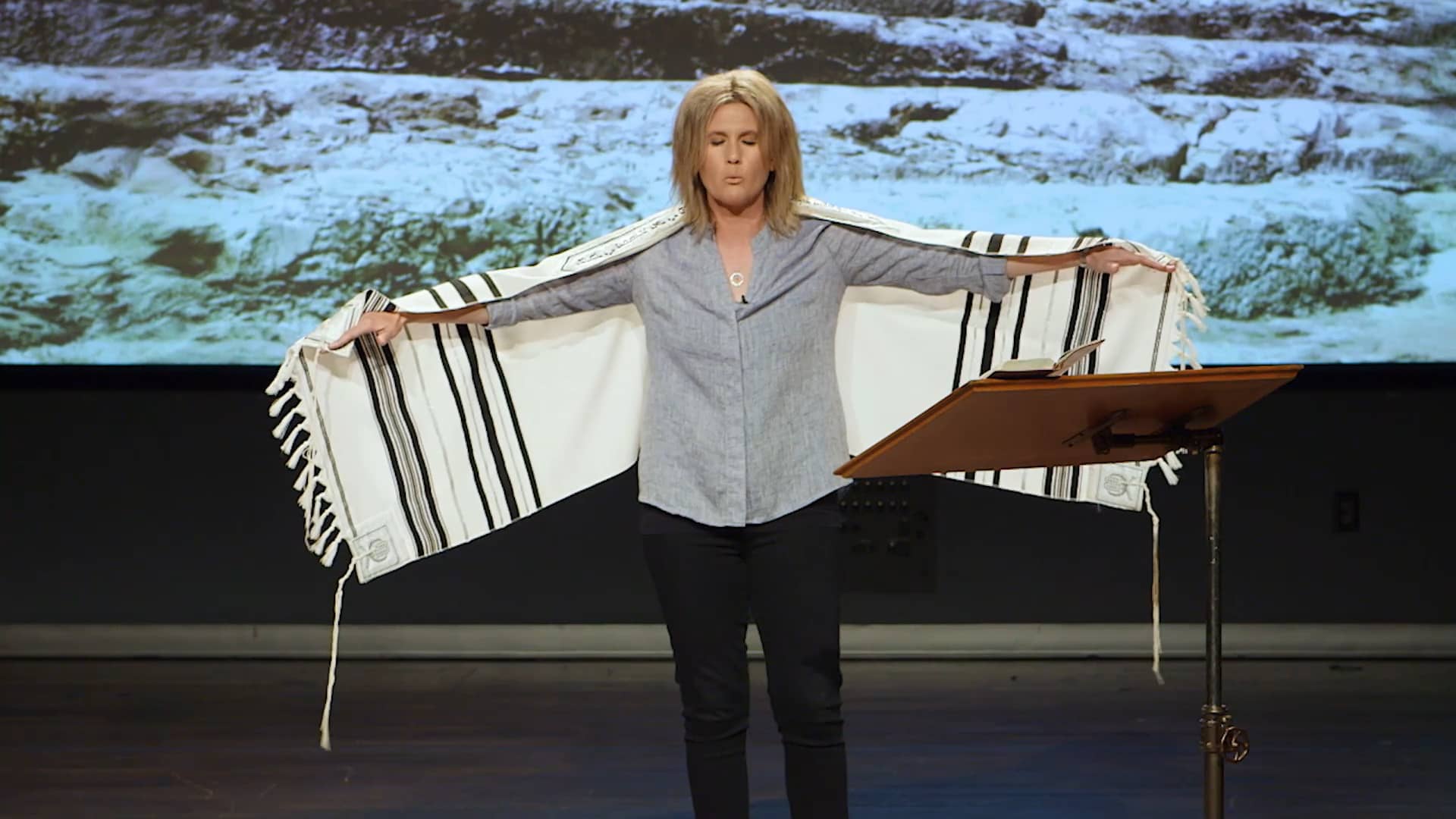 jesus_and_women_session_6 on Vimeo