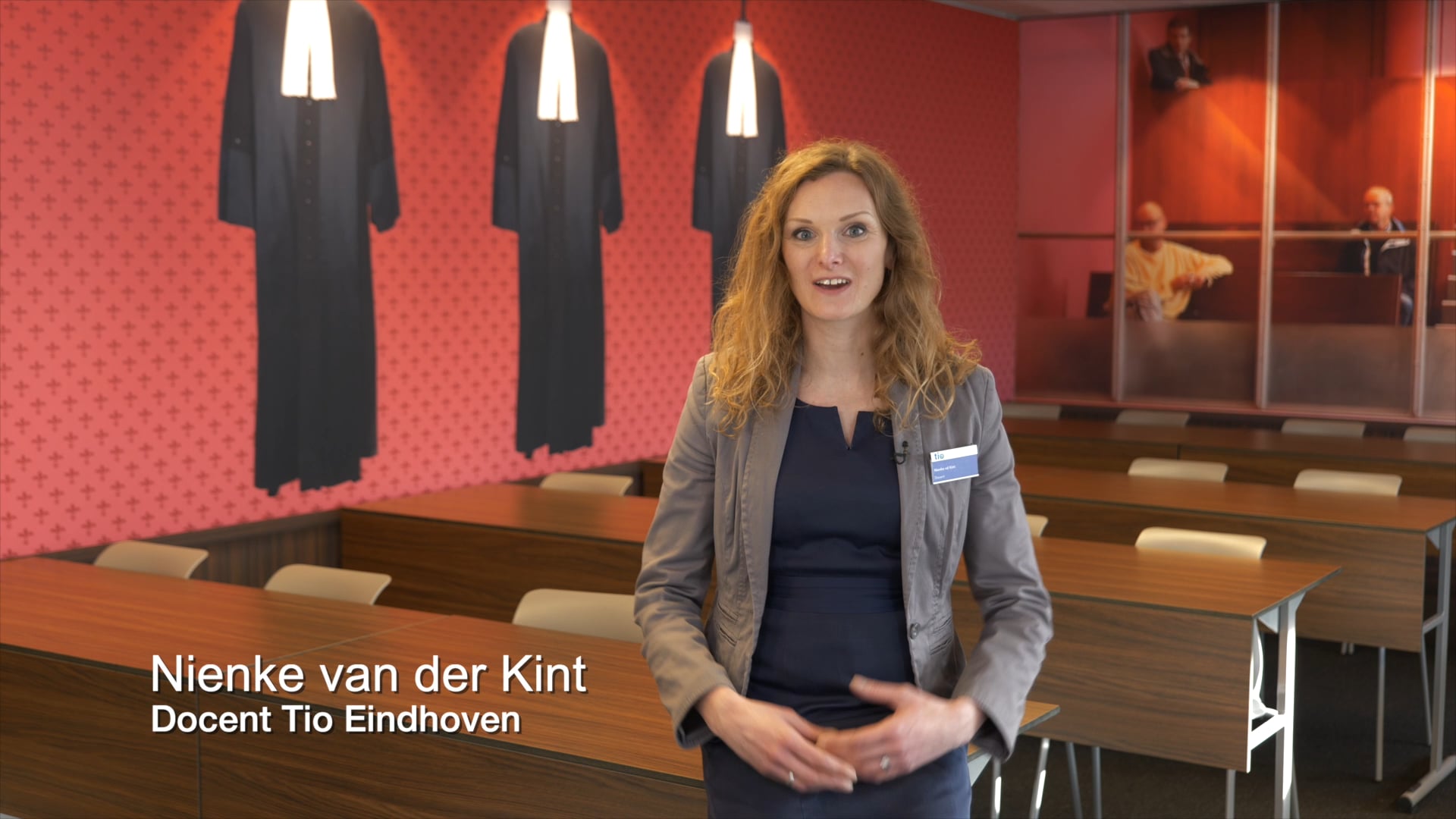 Ontmoet docent recht Nienke on Vimeo