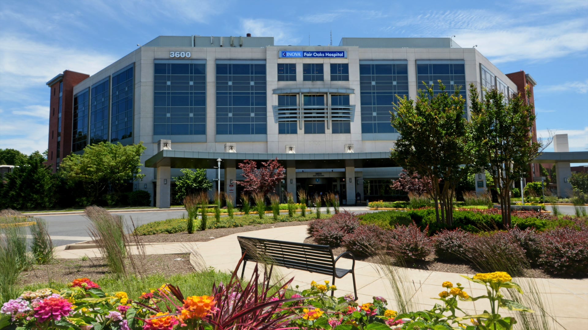 Childbirth Services Tour at Inova Fair Oaks Hospital on Vimeo