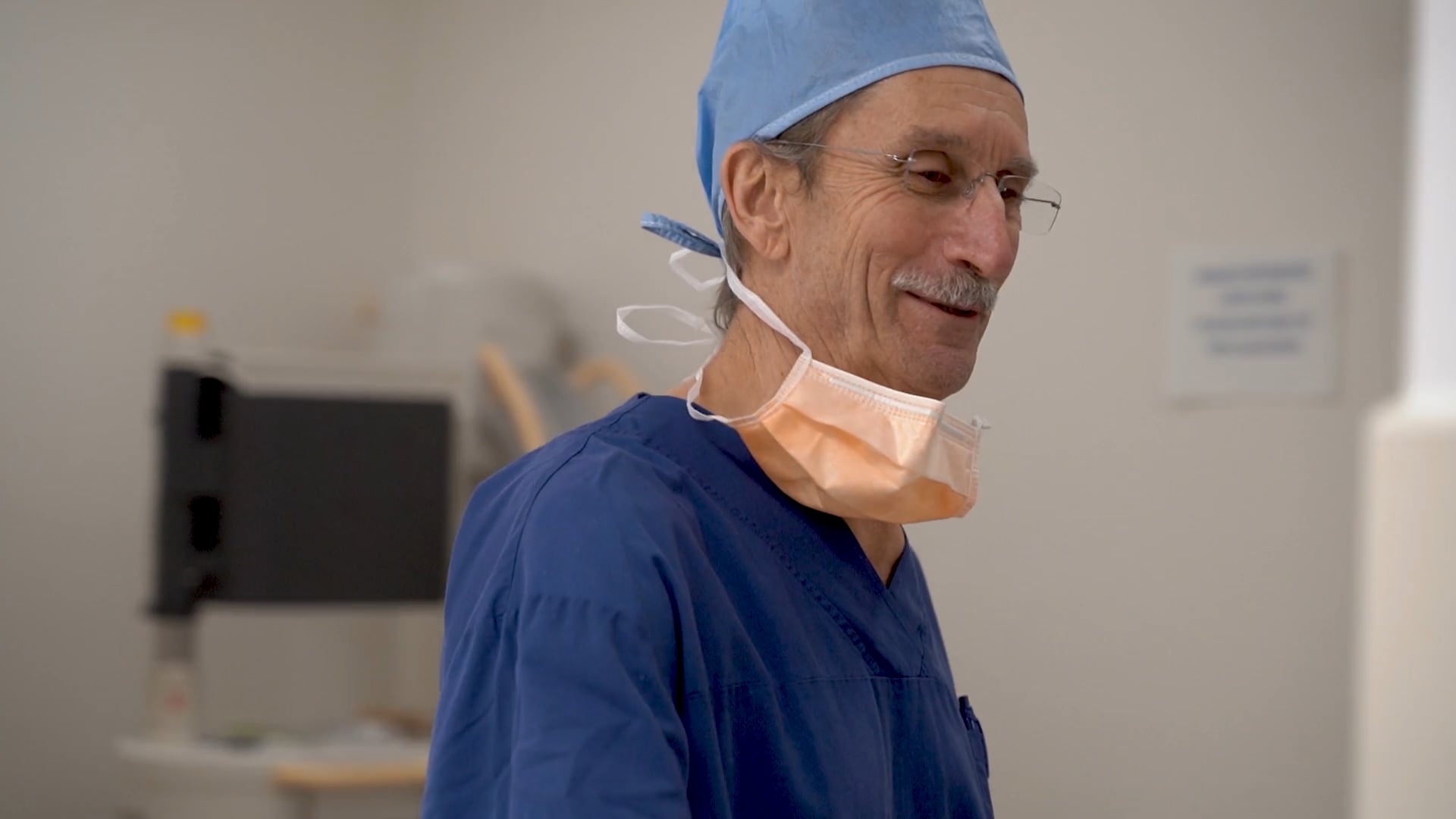 Associate Professor Peter Cundy - Orthopaedic Surgeon on Vimeo