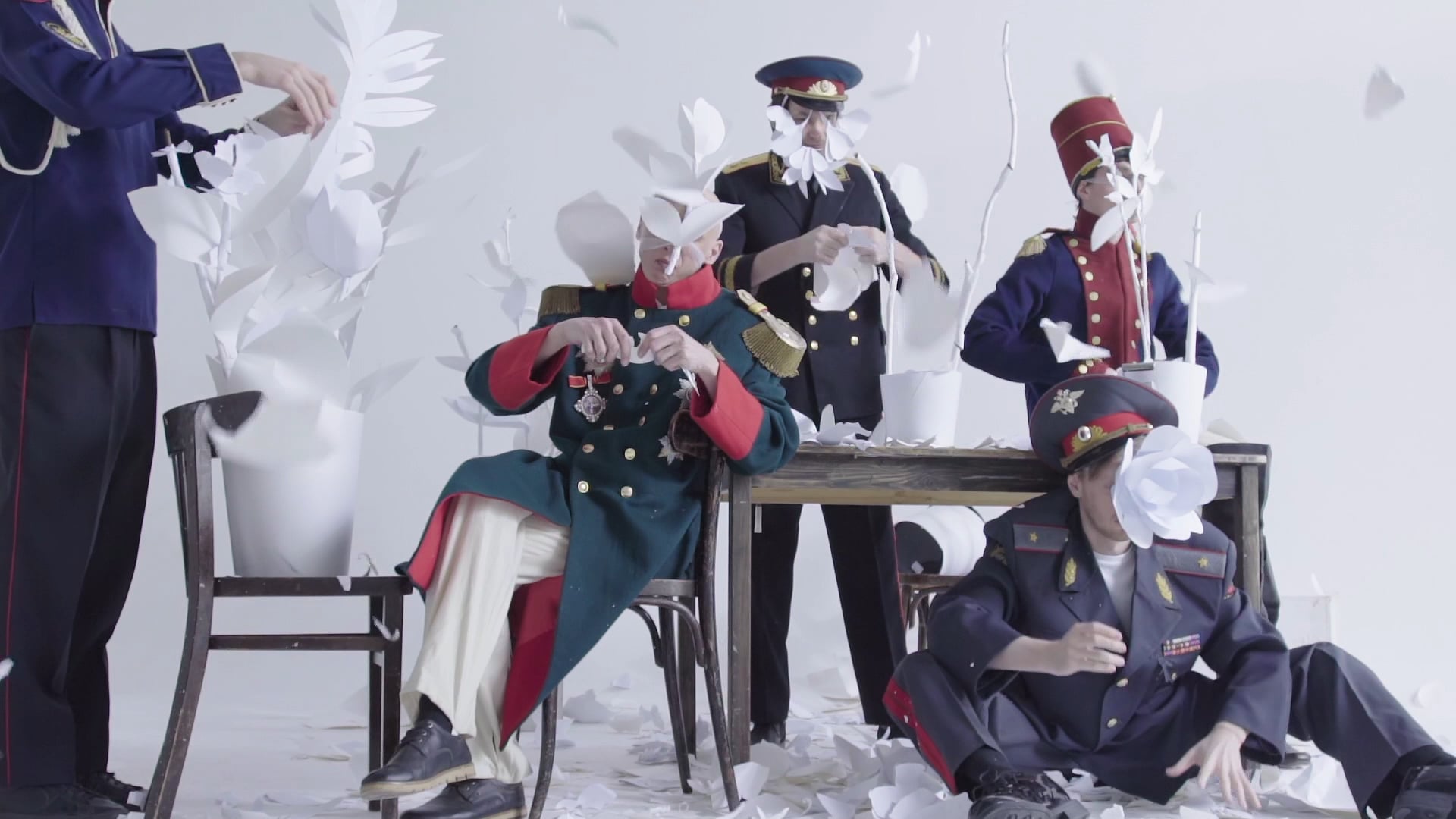 Attacking flowers on Vimeo