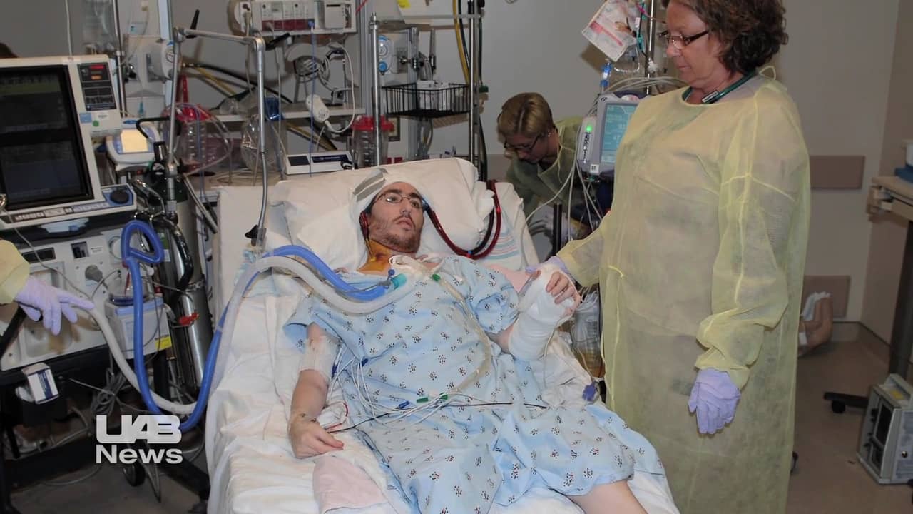 ECMO – Walking the Walk on Vimeo