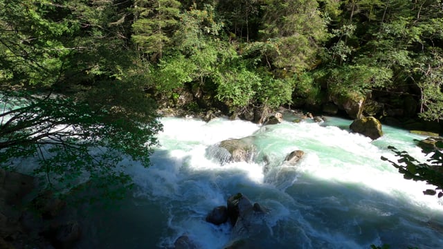 Río Lago Montañas - Free video on Pixabay - Pixabay