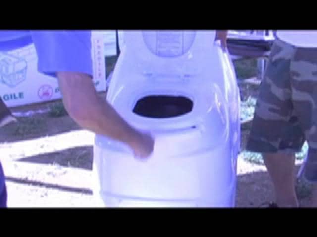 Sun Mar Excel NE Composting Toilet on Vimeo
