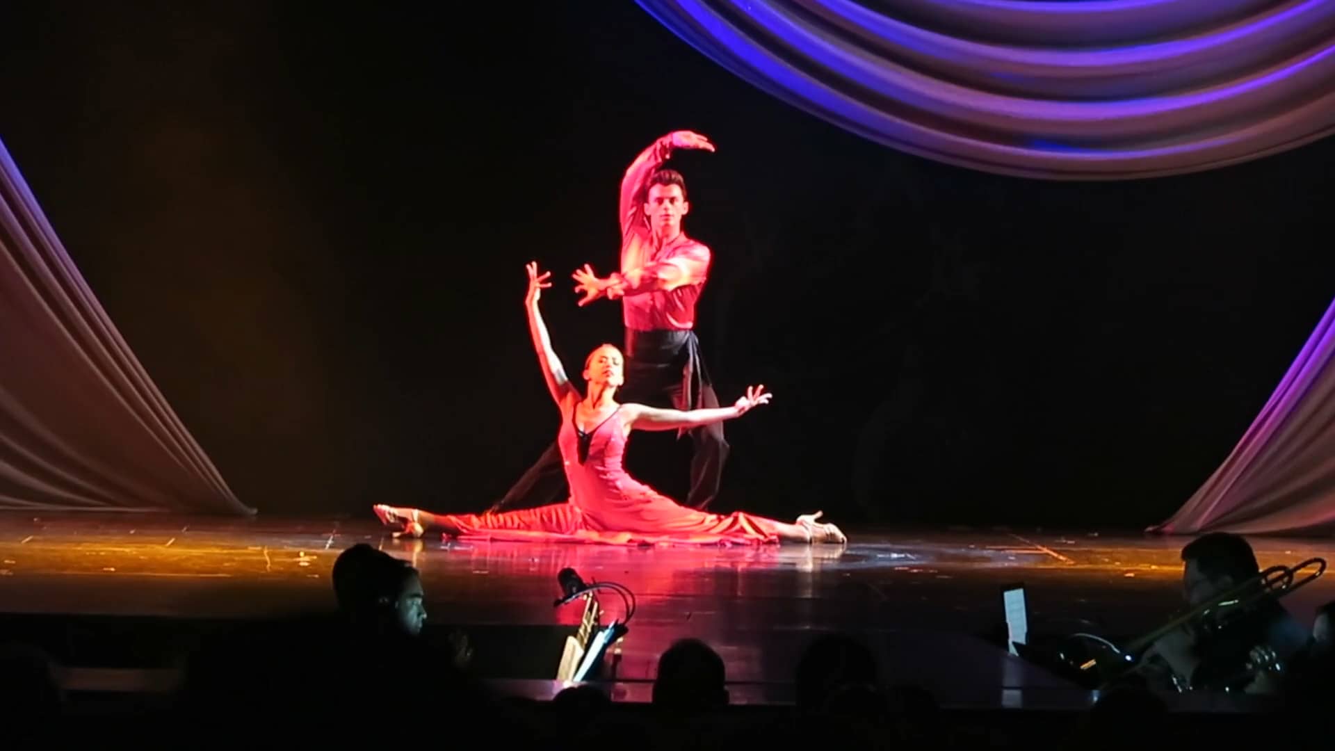 Holly Wilder - Dance Reel on Vimeo