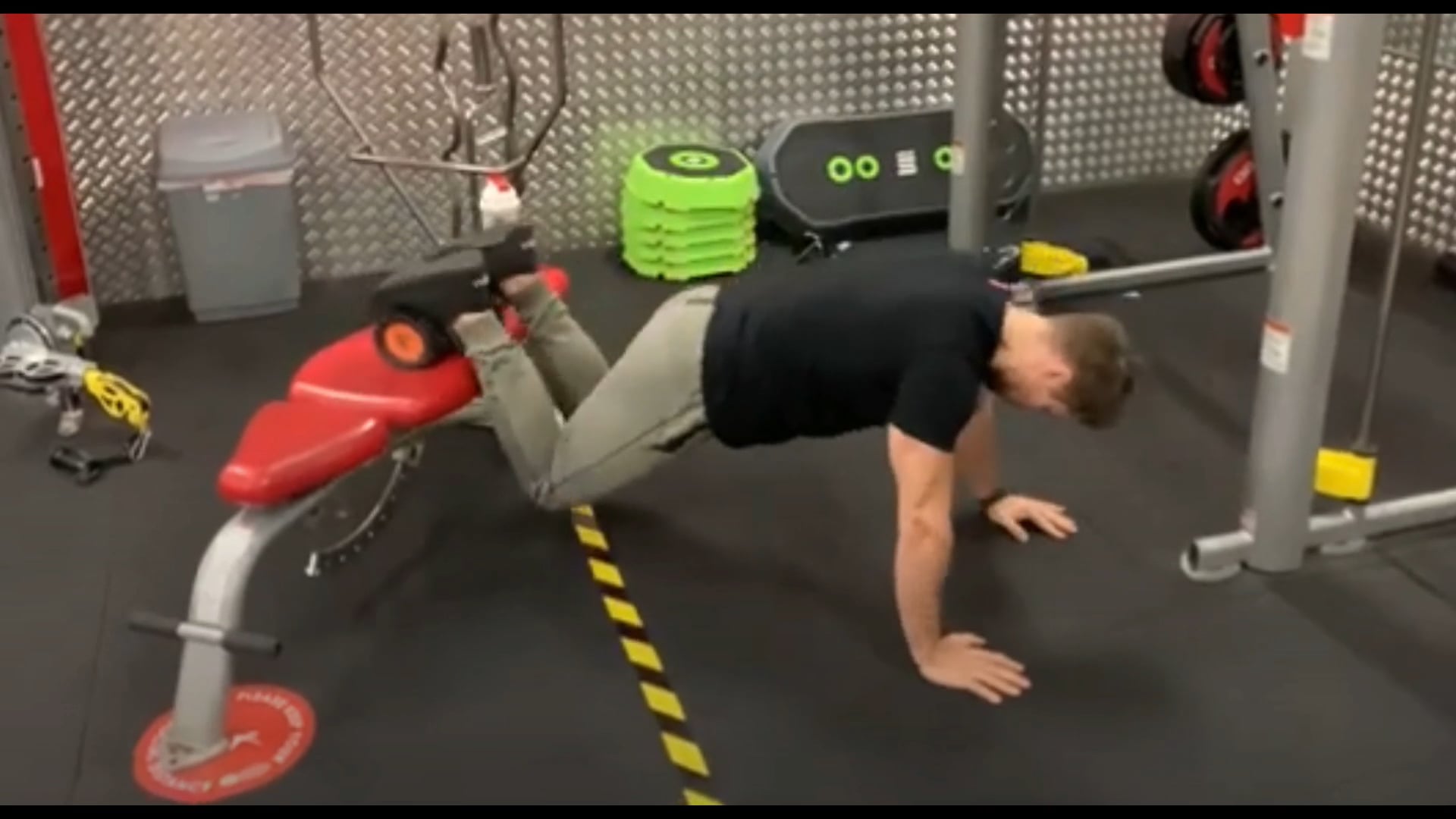 Plank Leg Extension with Foam Roller on Vimeo