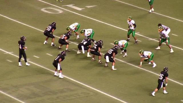 Dane Arakawa, 15 yard pass from Reece Foy - Iolani vs. Kaimuki ...