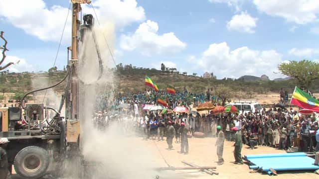 Twestival Well Drilling - Day 1 from Ethiopia - charity: water on Vimeo