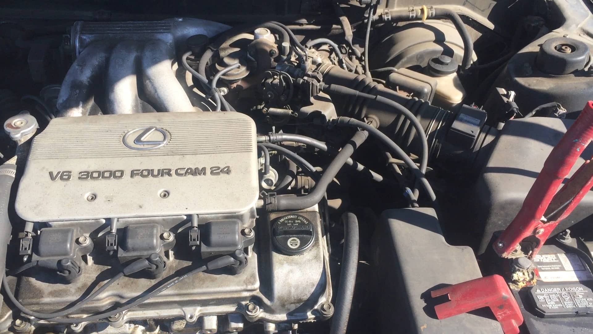 CEI134596 1996 Lexus ES 300 on Vimeo