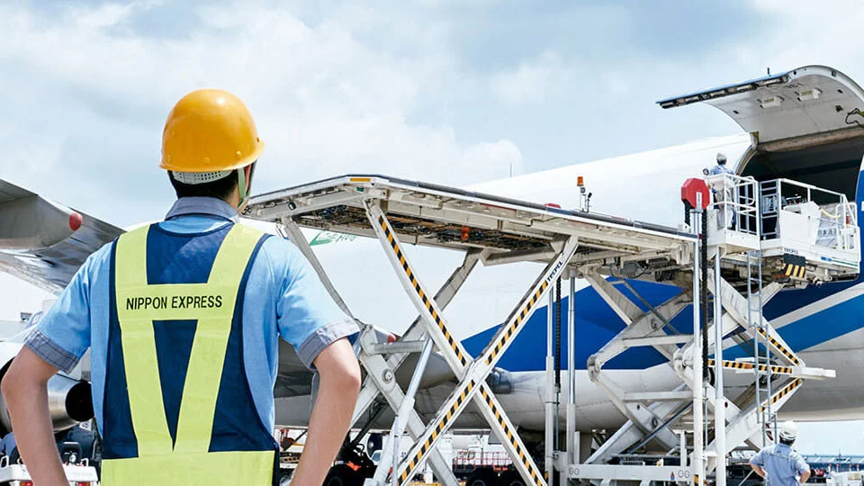 Nippon Express Moving: Smooth Customs Clearance