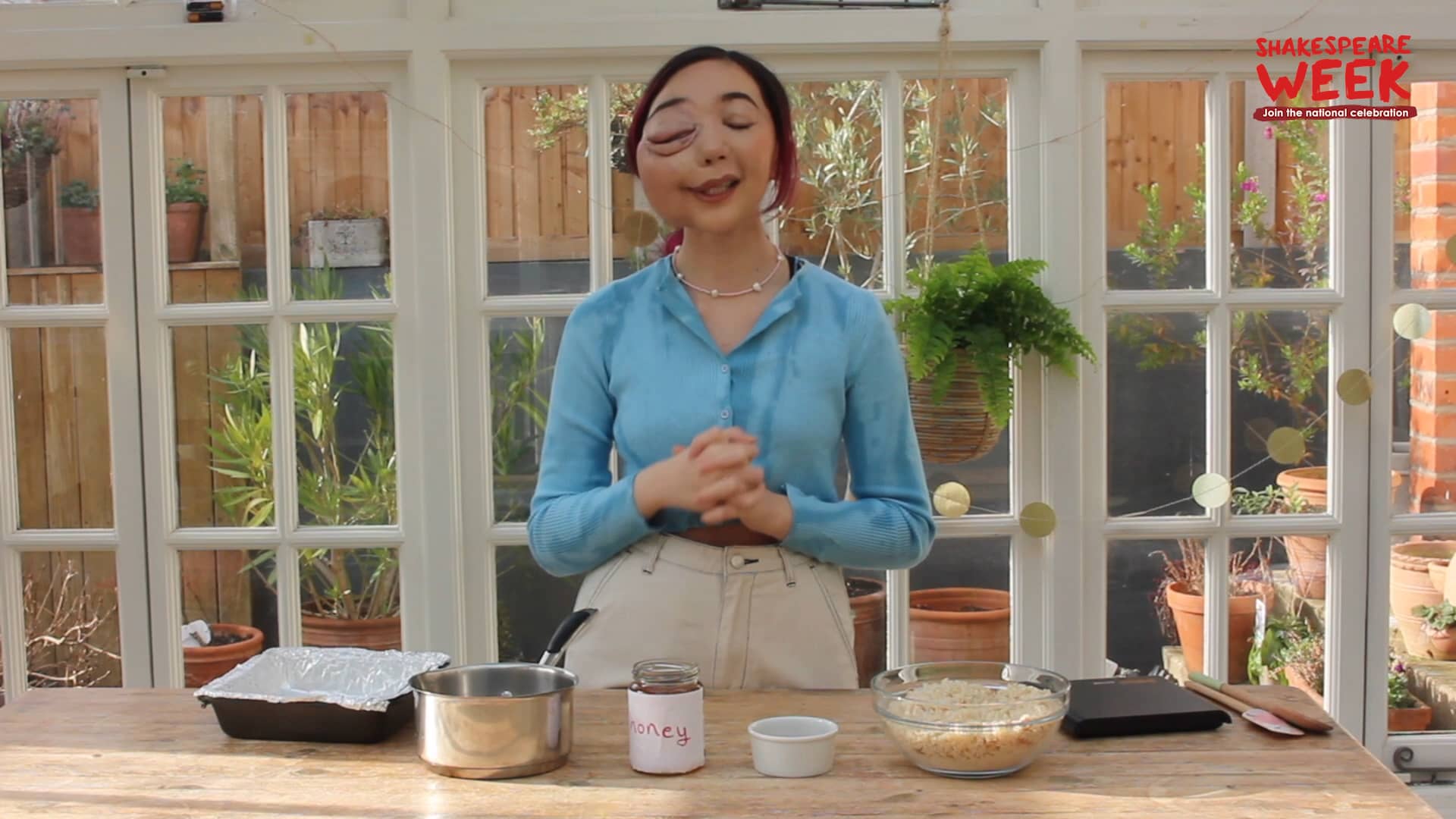 Tudor Baking with CBBC Presenter Nikki Lilly on Vimeo