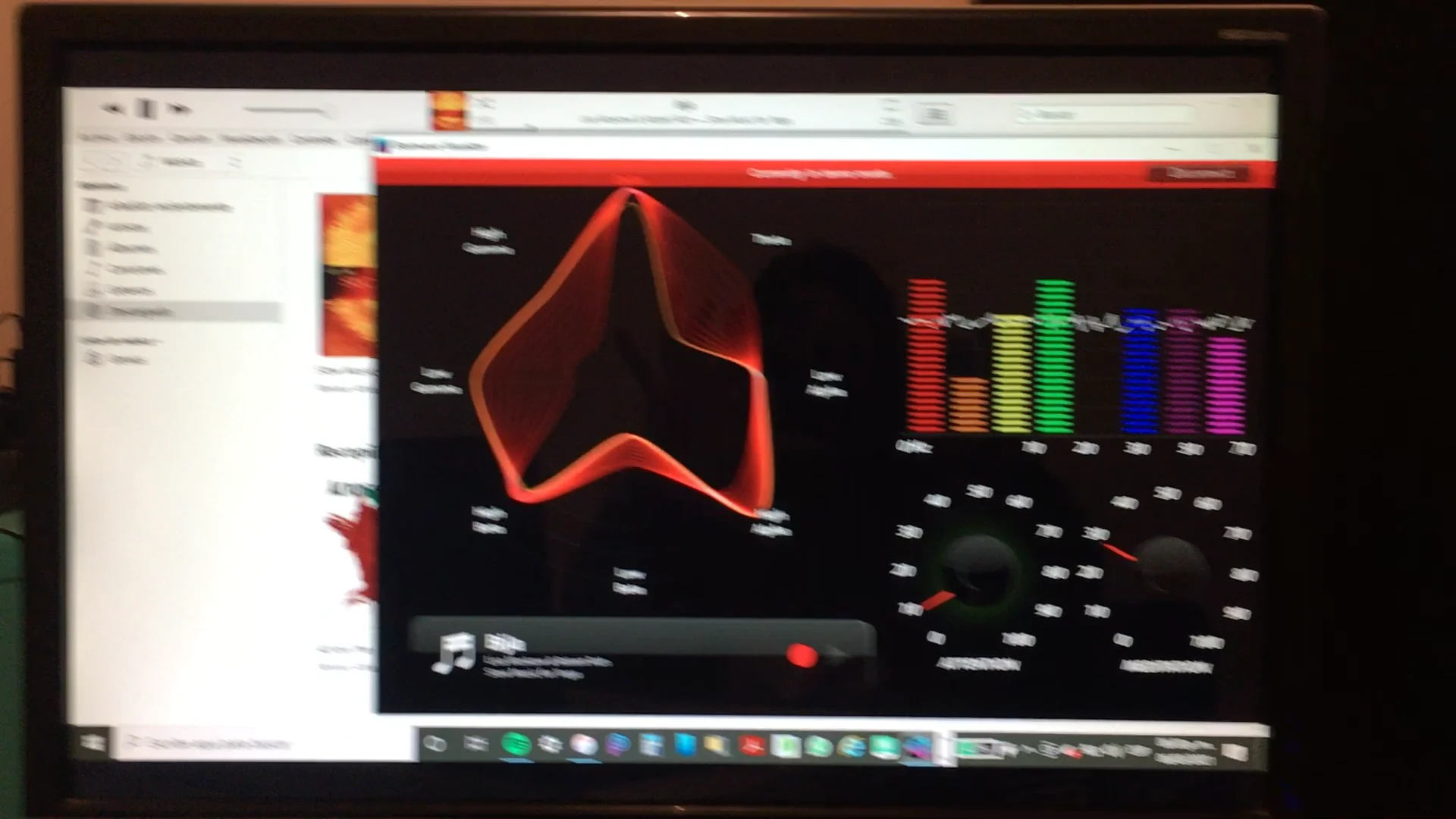 Diadema BrainWave Neurosky funcionamiento de Music Visualizer on Vimeo