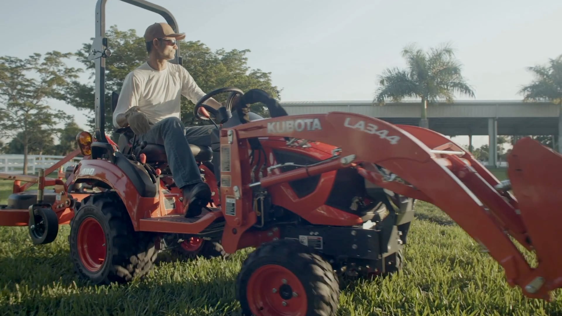 LA344 Loader on Vimeo