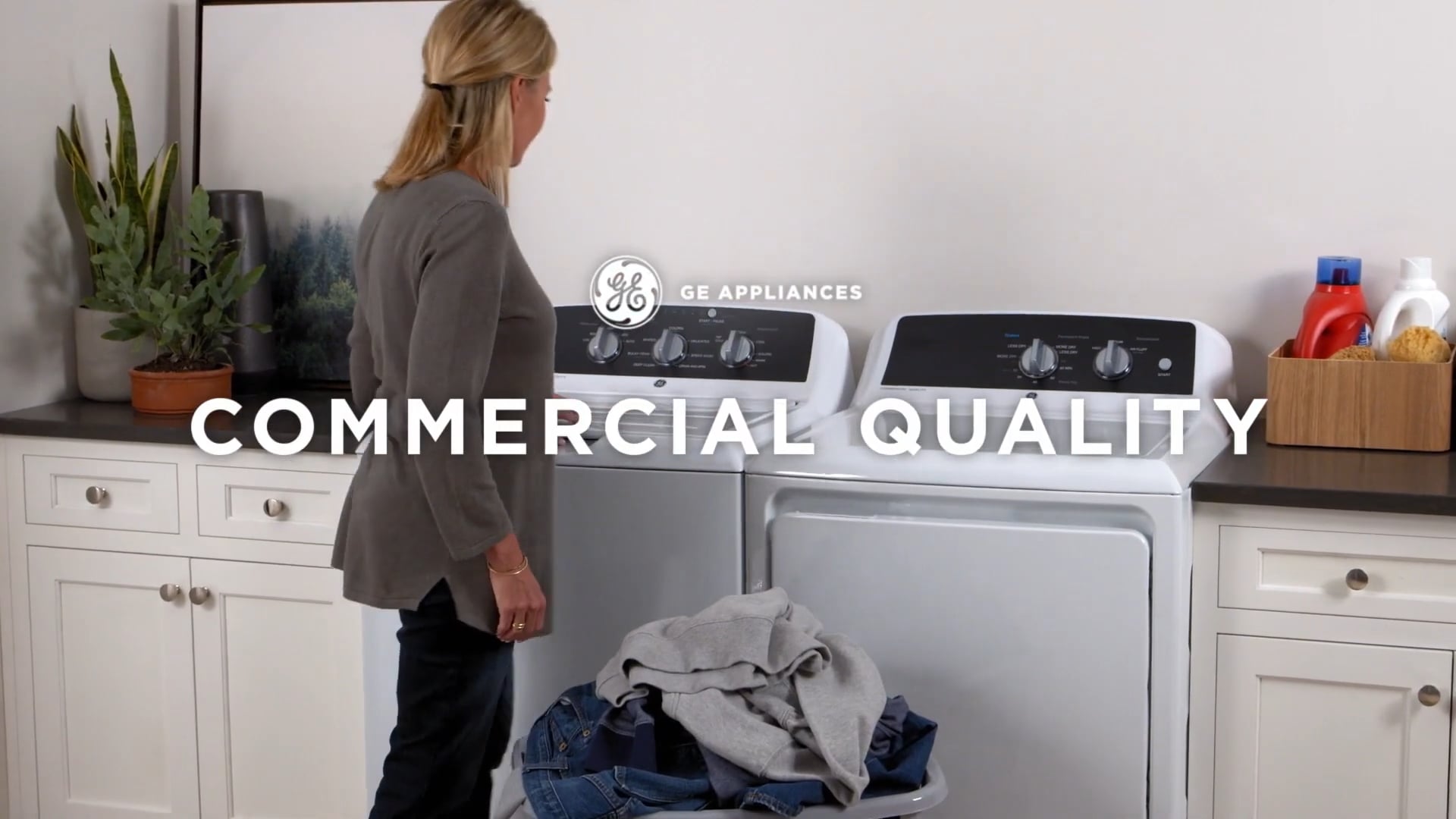 GE Appliances Commercial Quality Laundry Pair on Vimeo