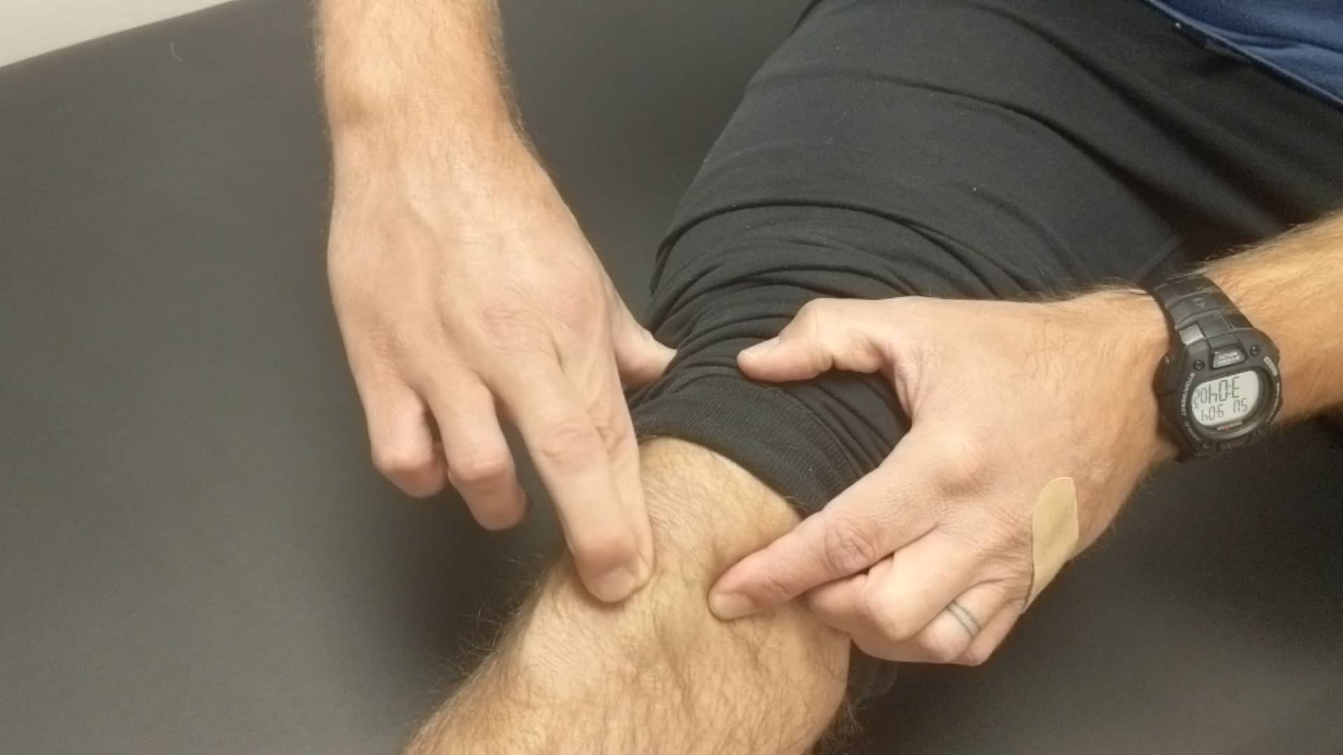 Cross Friction Patellar Tendon on Vimeo