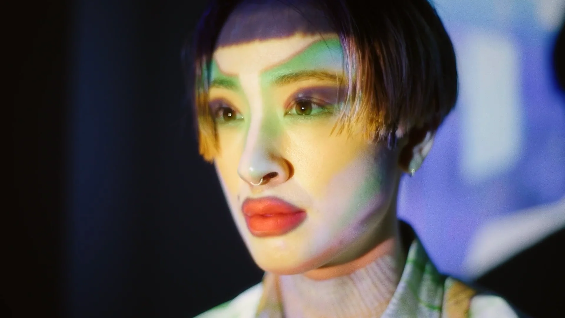 Meet The Artists - Victoria Sin on Vimeo