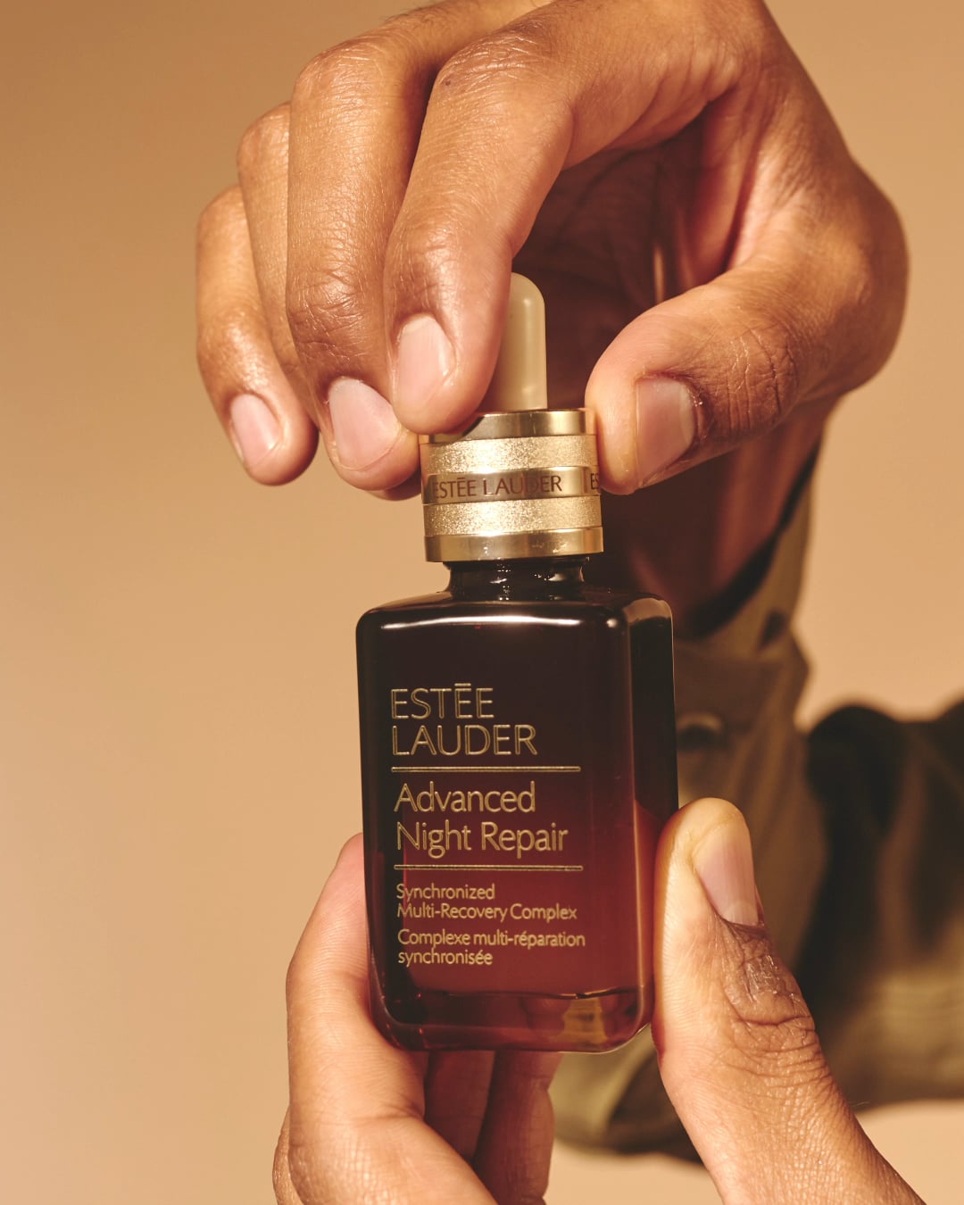 STILLS AND GIFS-GIF_01_EL_V2_4X5 on Vimeo