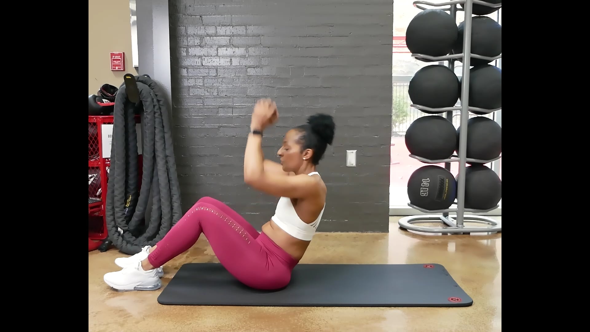 DB Sit Up and Press on Vimeo