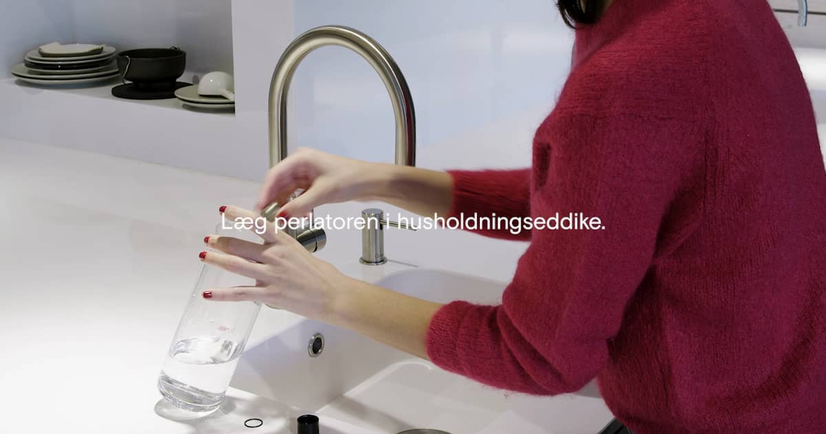 Afkalkning af perlator på Quooker Flex on Vimeo