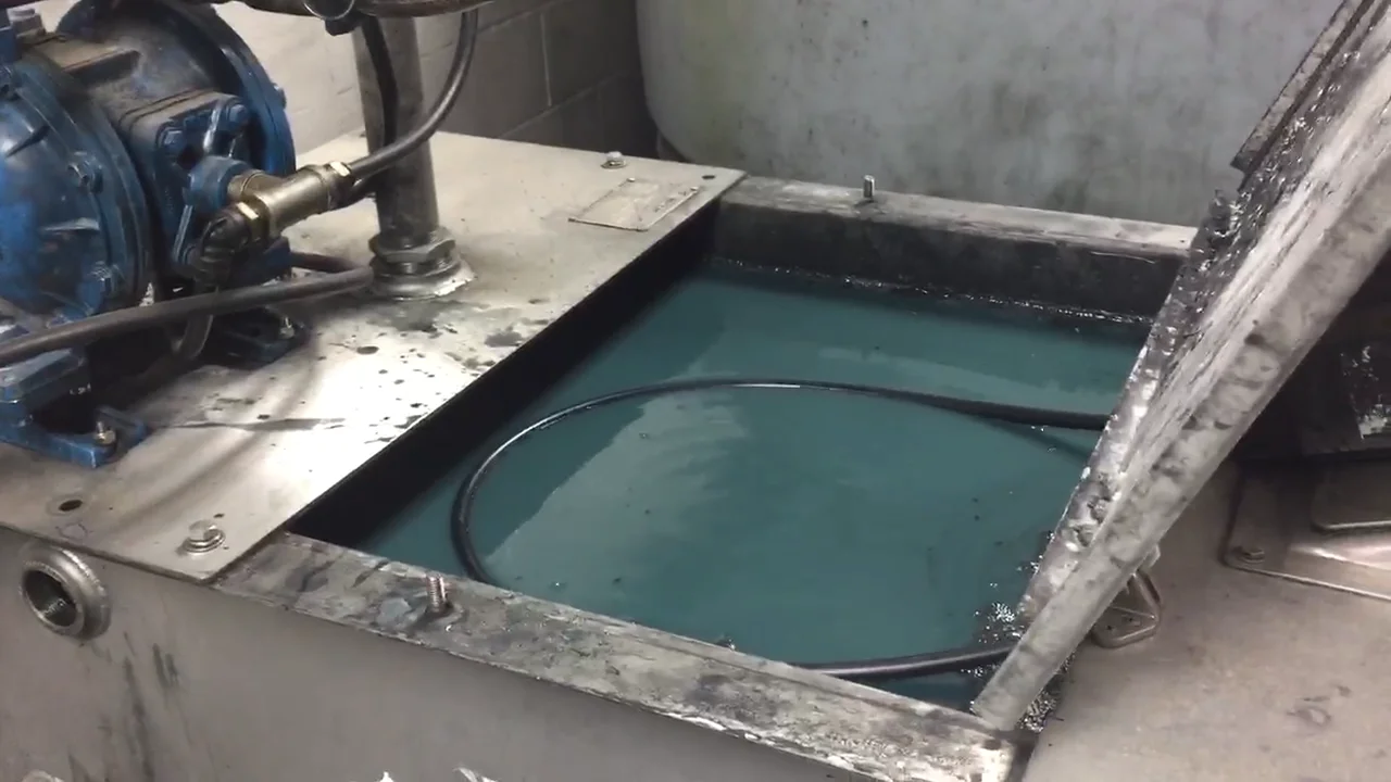 Skim 1st Tank and SAS Tank Oil Water Separators at Packaging Plant