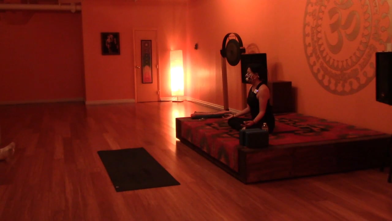 04-01-21 Yoga with Gloria on Vimeo
