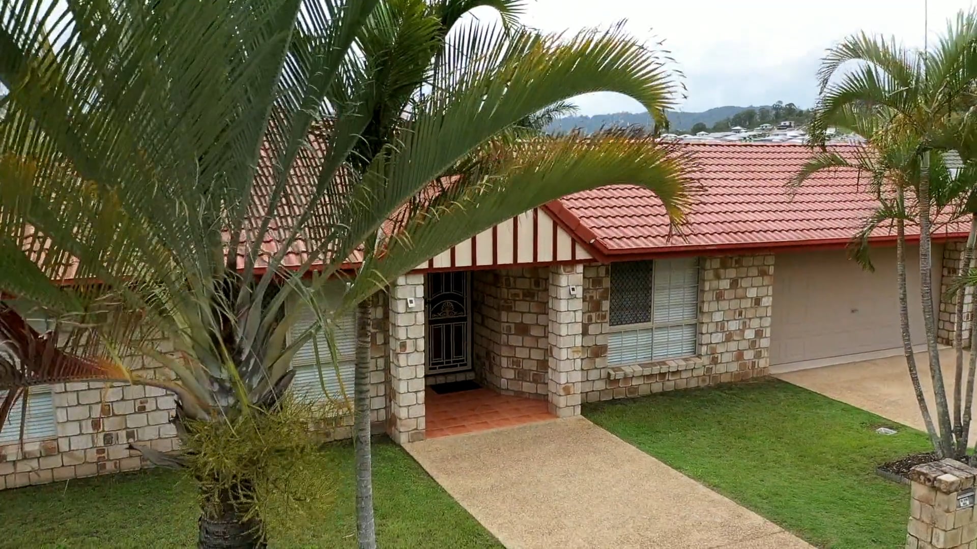 74 Ormeau Ridge Road, Ormeau Hills on Vimeo