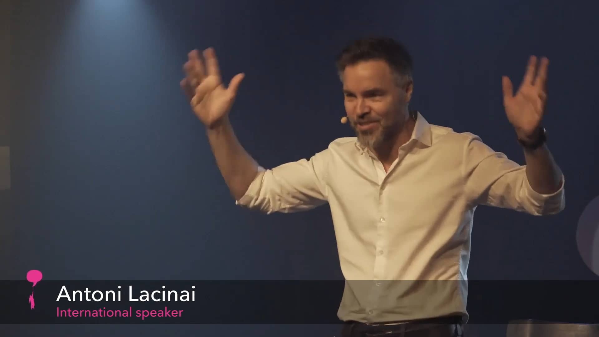 Antoni Lacinai speaker reel English on Vimeo