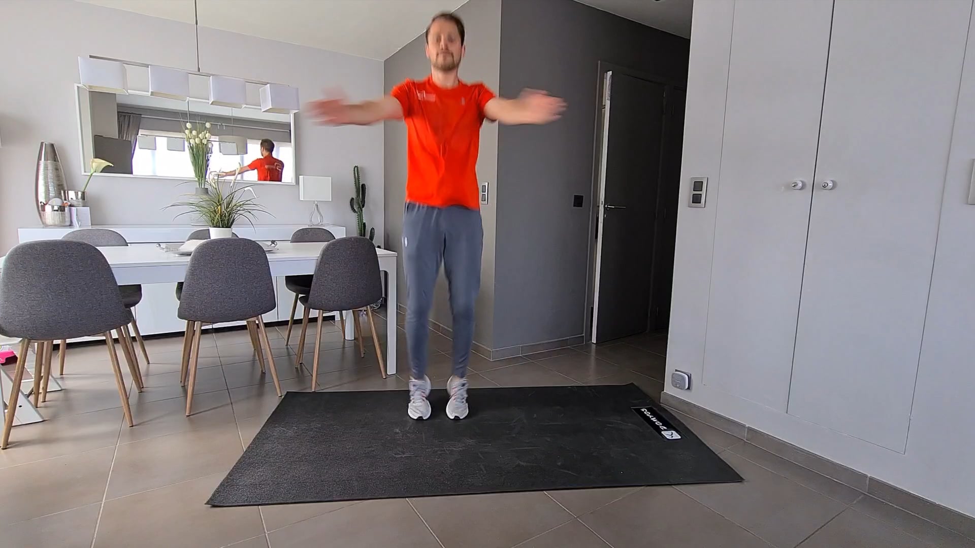 jumping clap.mp4 on Vimeo