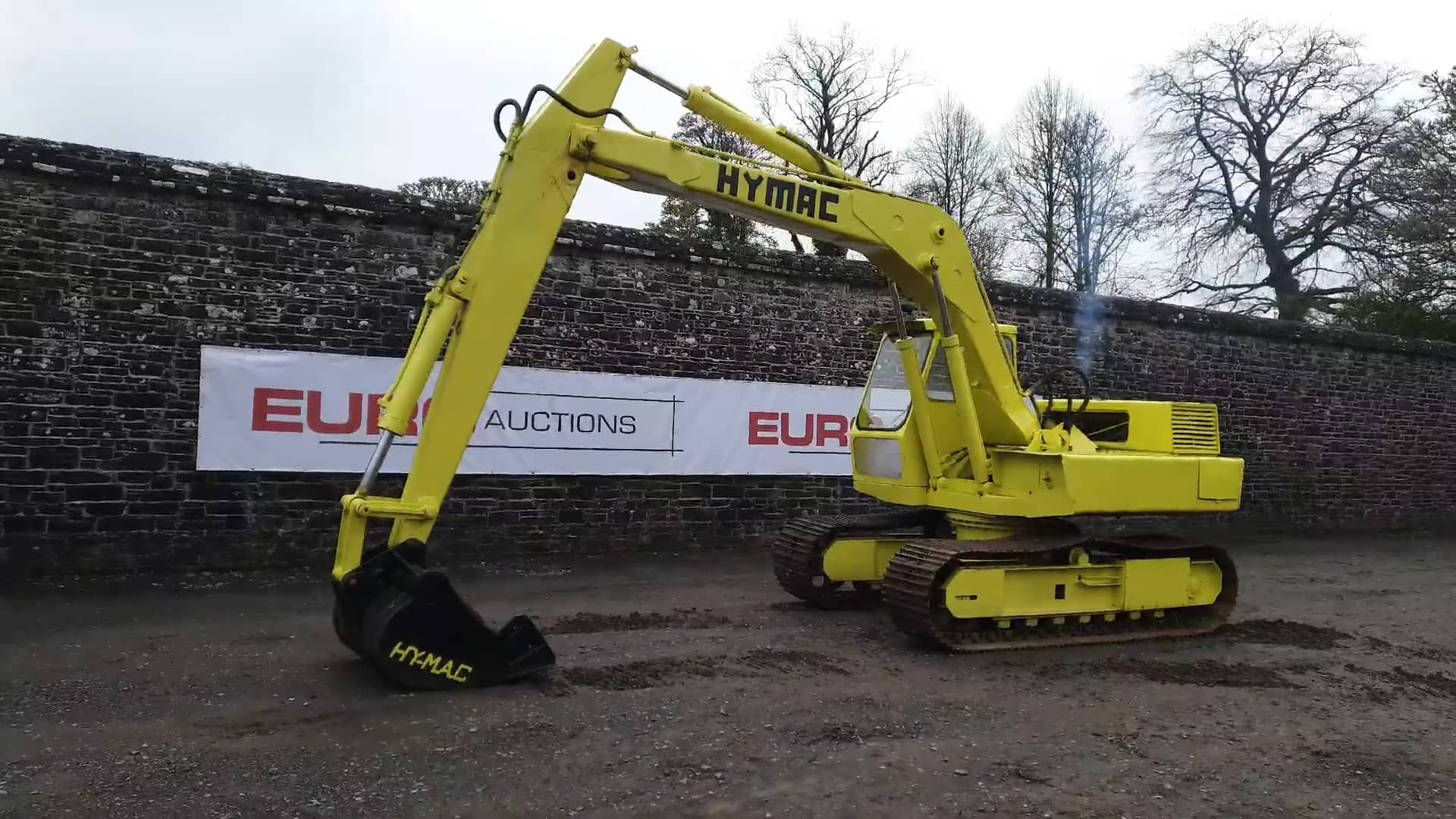 1972 Hymac 580C- Castle Irvine Collectors Auction - 1st May 2021 on Vimeo