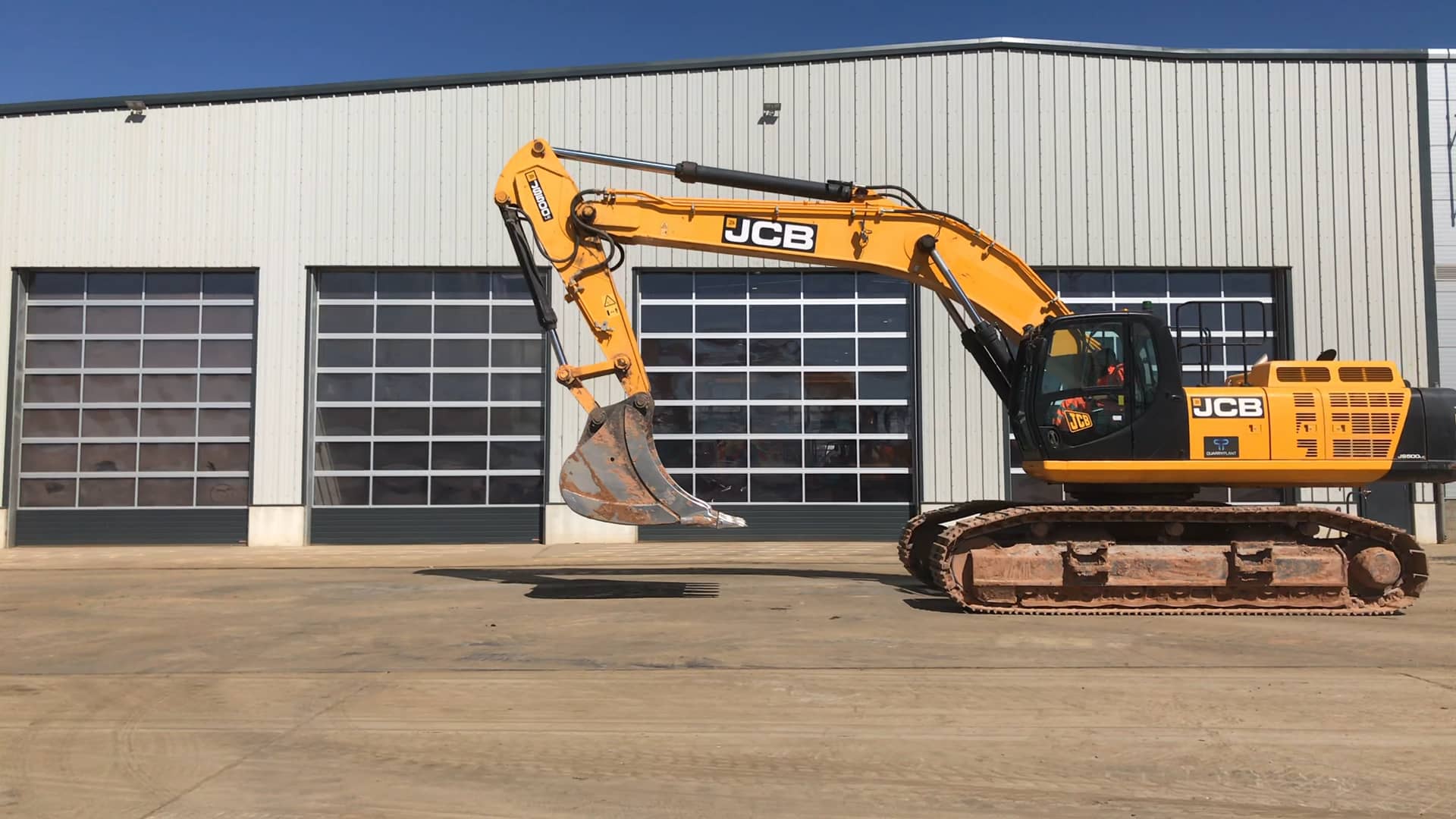 JCB JS500LC 700mm Pads, CV, Piped, Reverse Camera, A/C - Leeds April 21 ...